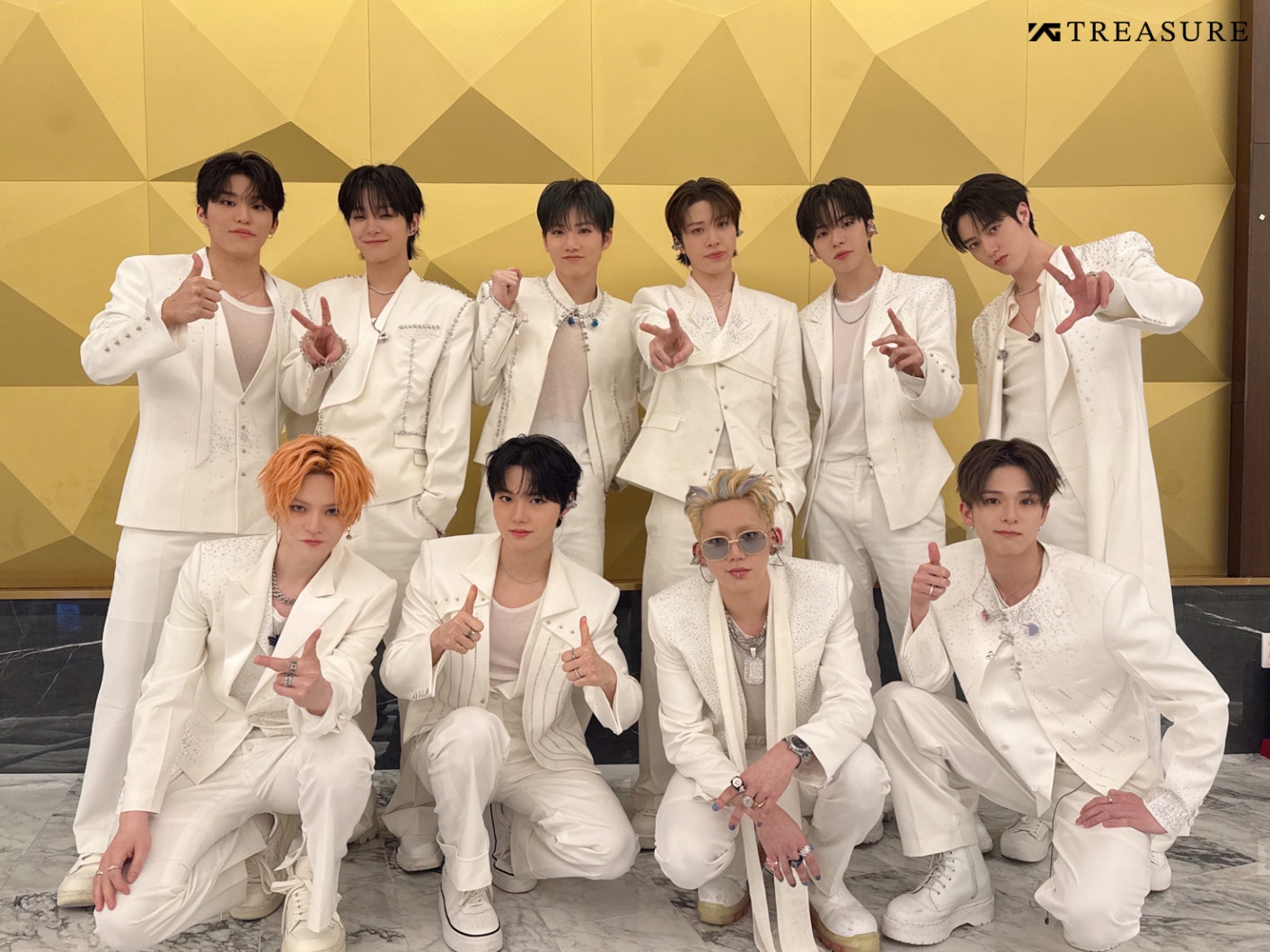 Weverse TREASURE Image - 241225 2024 SBS 가요대전 💎
