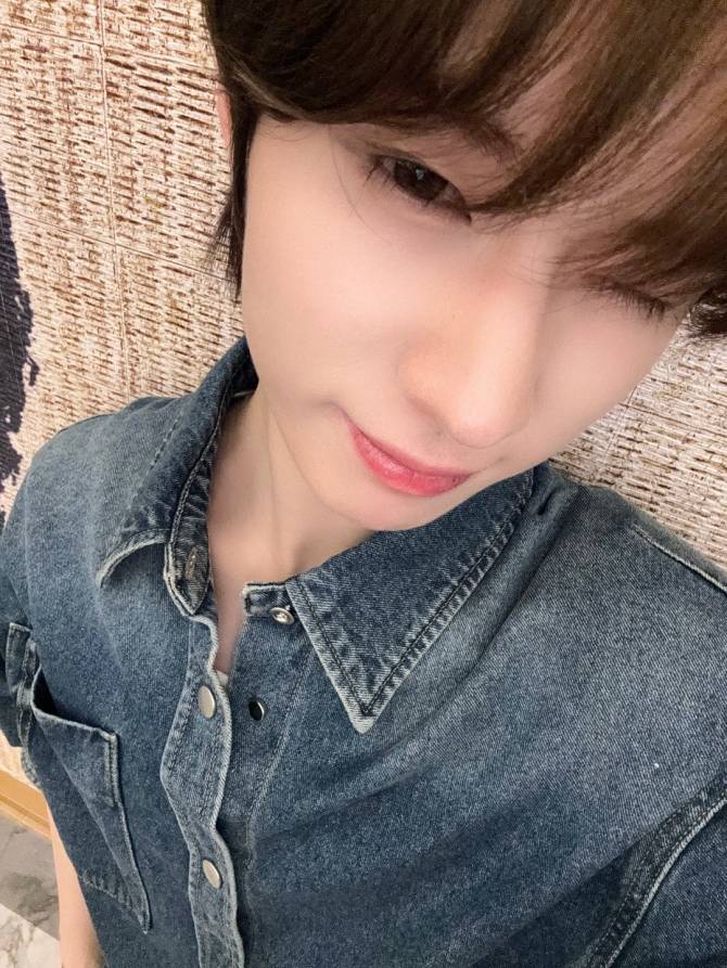 Tws Community Post 사이들 오늘 사진을 너무 많이 찍어서 뭘 올리면 사이들이 좋아할까 생각하다가 골랐어여 오늘