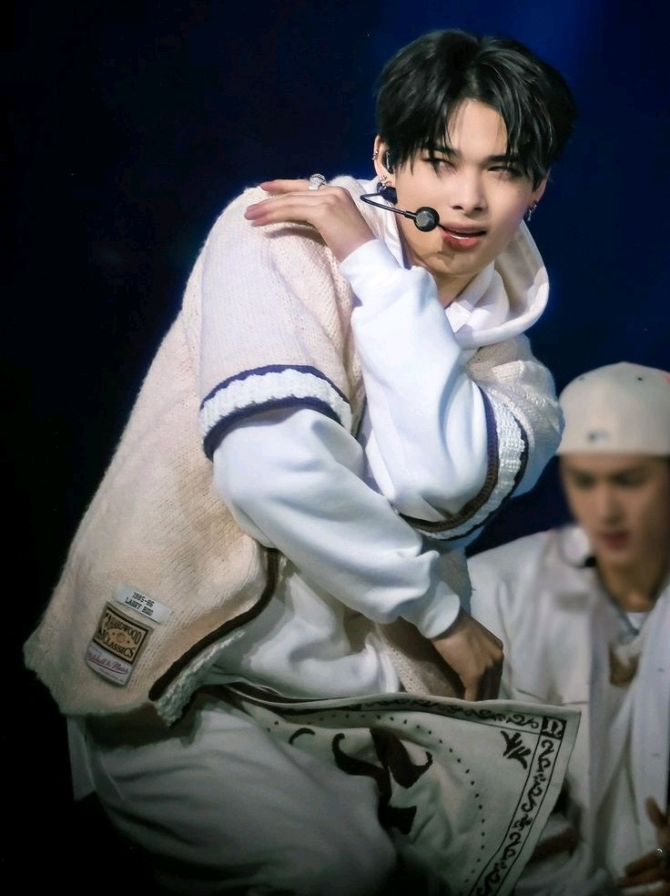 ENHYPEN Community Post - don't worry mr. nishimura I'm not going anywhere 🛐🛐🛐🫠🫠🫠 ️‍🔥 ️‍🔥 ️‍🔥