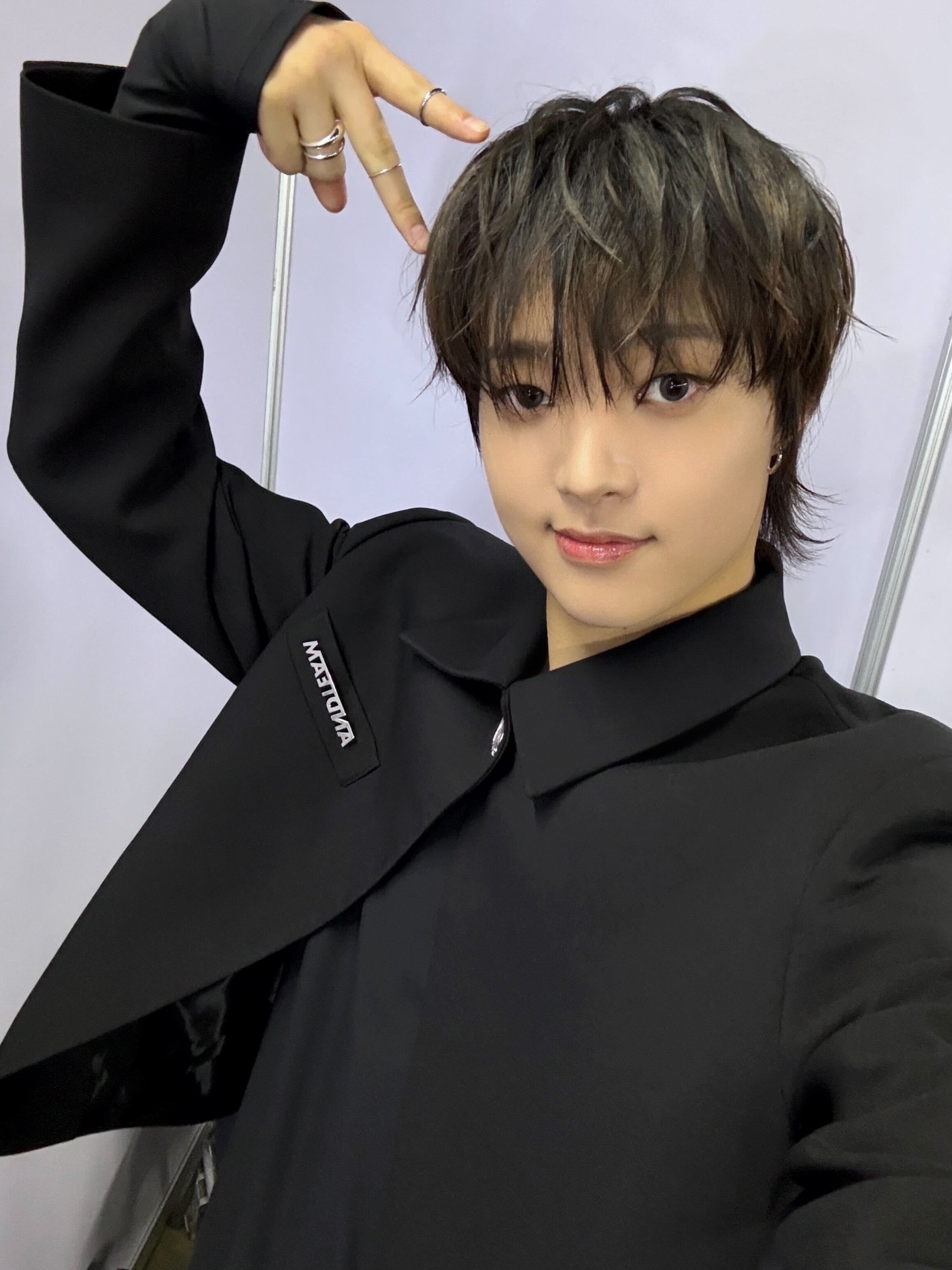 &TEAM Community Post - 2024 AAA 멋진 상 감사합니다☺️ LUNÉ 사랑해요 내년에도 좋은 추억 많이 만들어요!!! LUNÉ 愛してるよー🥰 - EJ