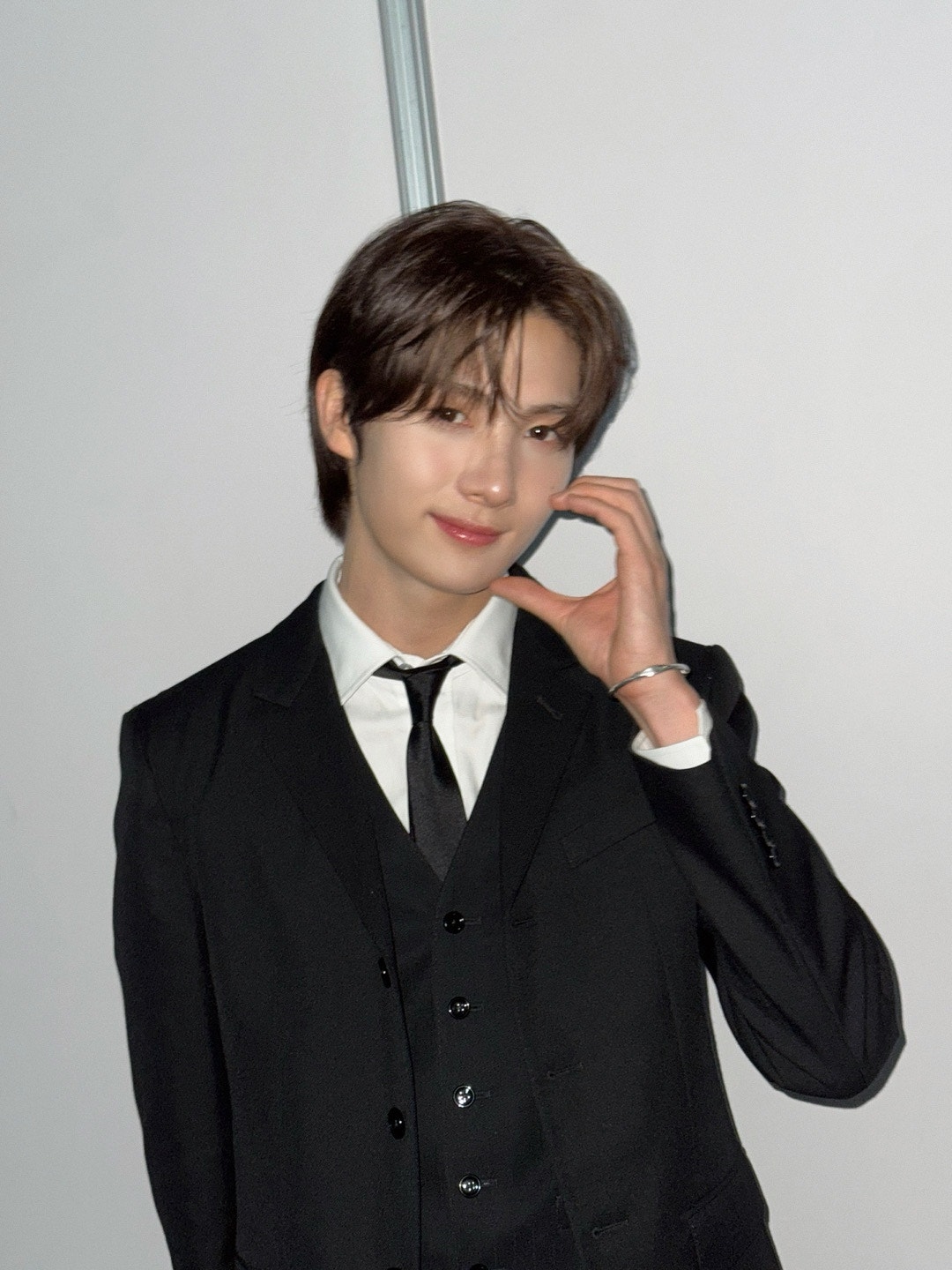 Post de la Comunidad TWS - AAA에서 2관왕 할 수 있게 해준 우리 모든 42분들과 도와주신 모든분들 감사드려요 ️ ️ - YOUNGJAE