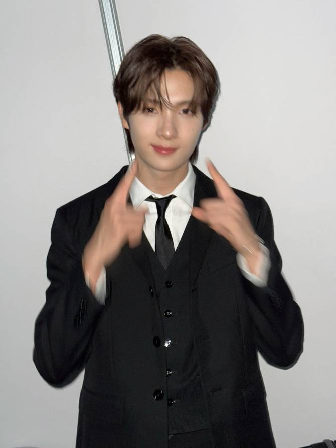 Tws Community Post Aaa에서 2관왕 할 수 있게 해준 우리 모든 42분들과 도와주신 모든분들 감사드려요 ️