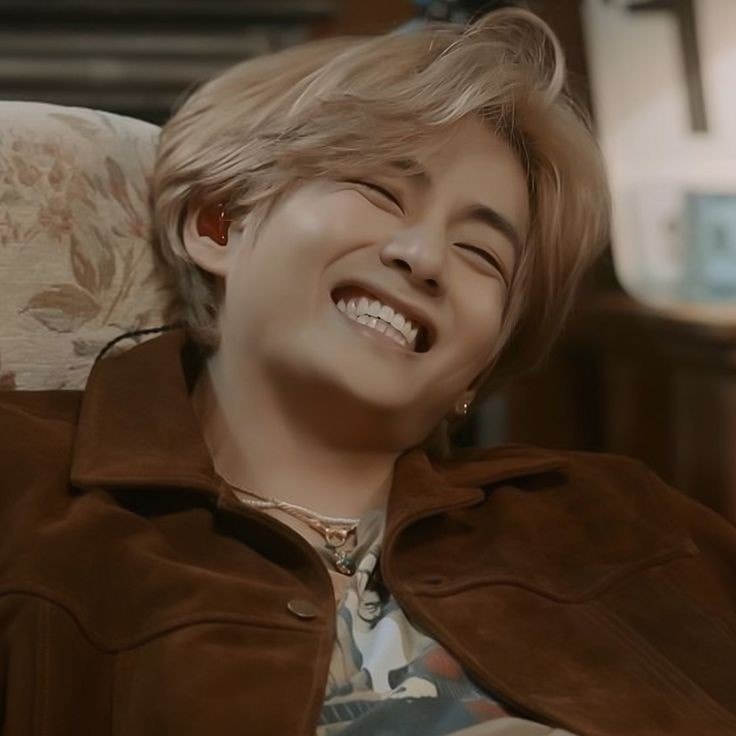 BTS Community Post - Happy birthday Tae 🎂 love you very much, stay ...