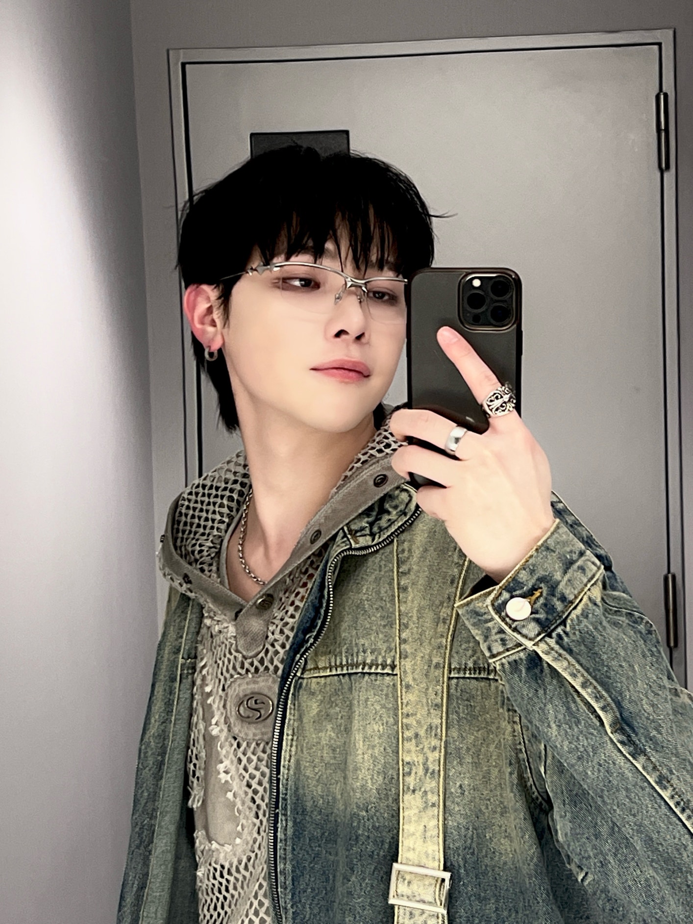 &TEAM Community Post - 🩶🩶 - NICHOLAS