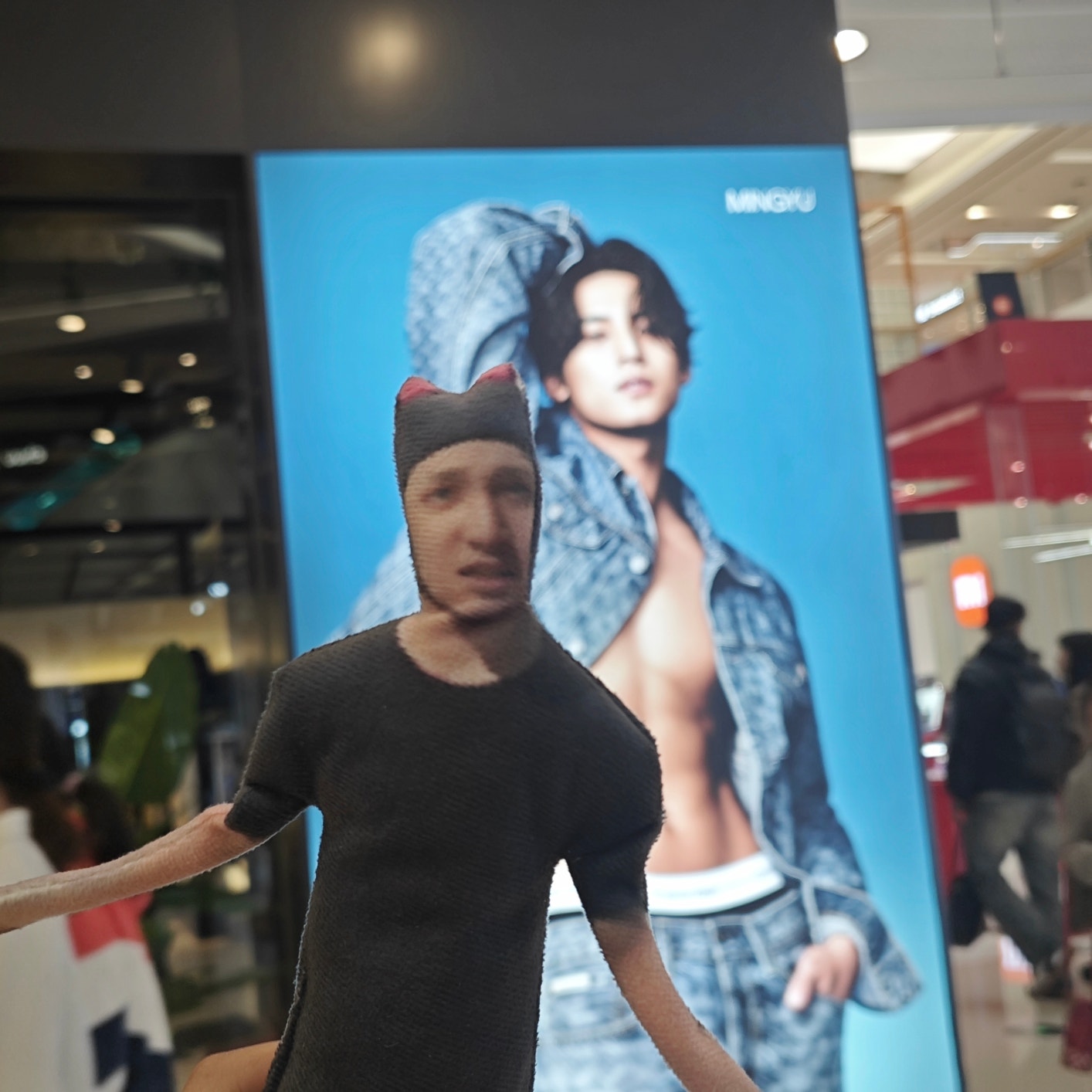 SEVENTEEN Community Post