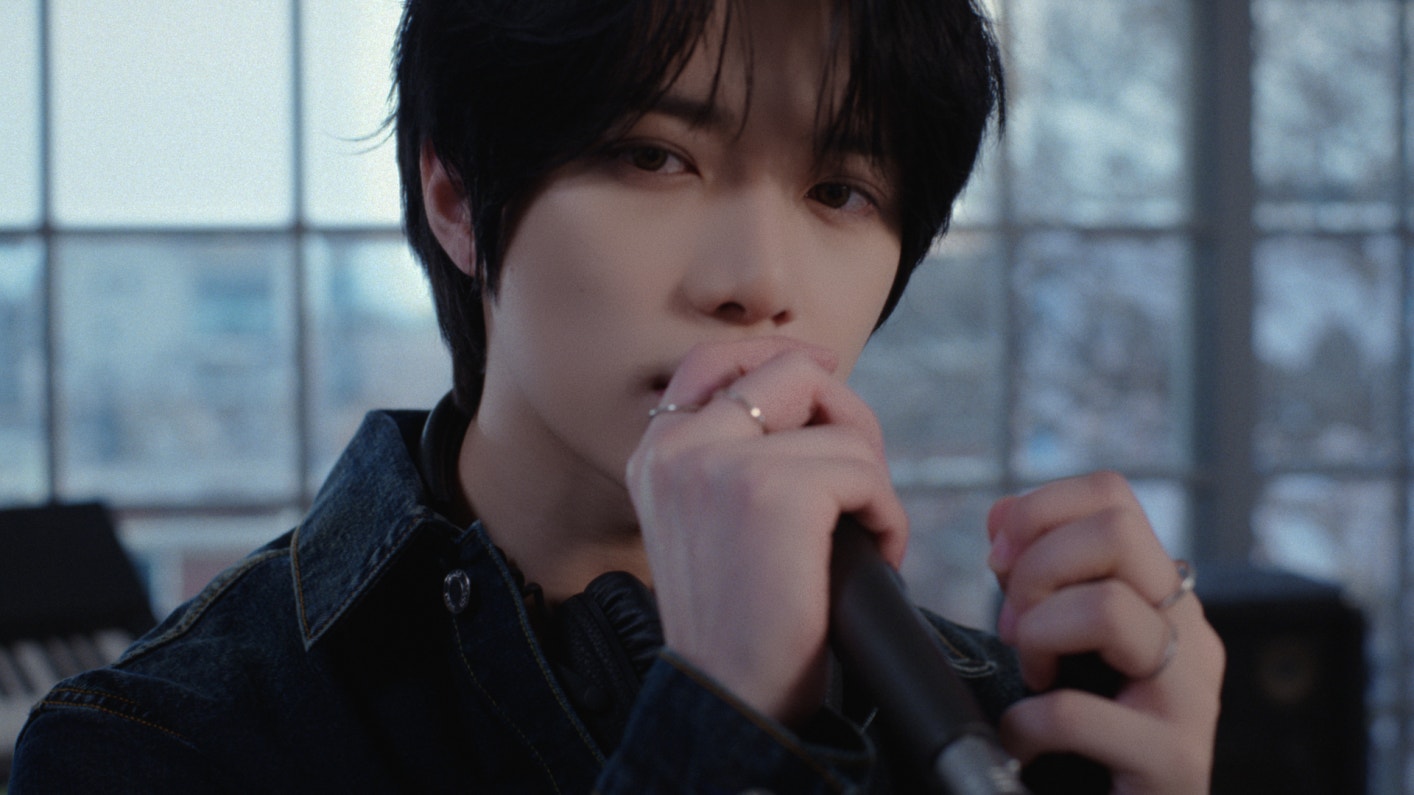 Weverse TOMORROW X TOGETHER Media - 범규 (BEOMGYU) ‘Panic’ Live Clip | TXT (투모로우바이투게더)