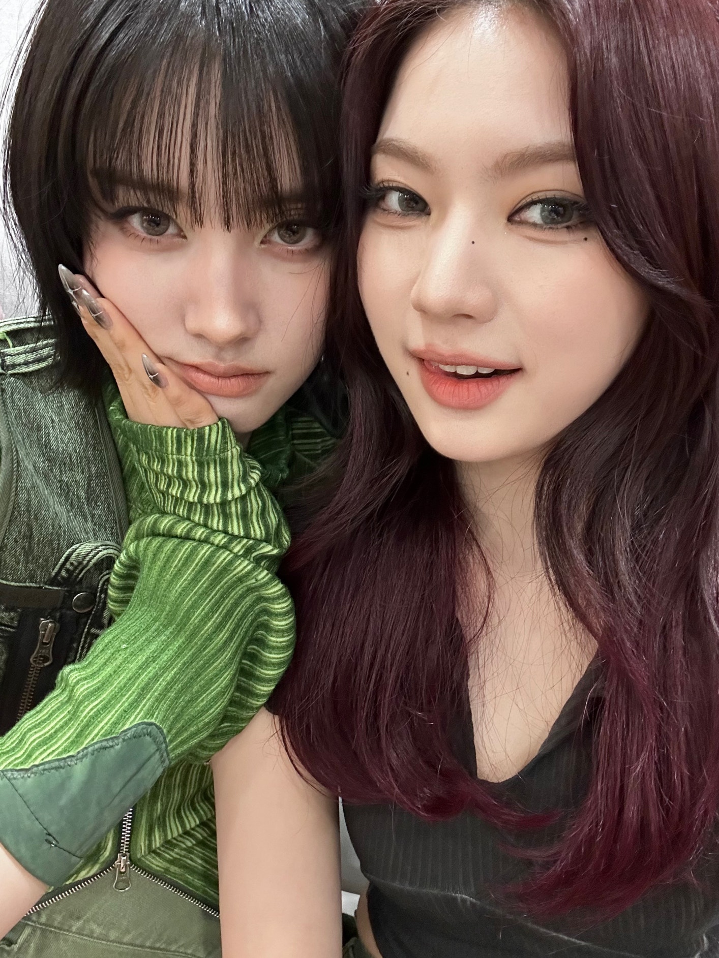 Stayc Community Post 스윗🫶 이번 앨범 활동 전부터 막방까지 아니 앞으로도 많이 사랑해줄 우리 스윗들에게