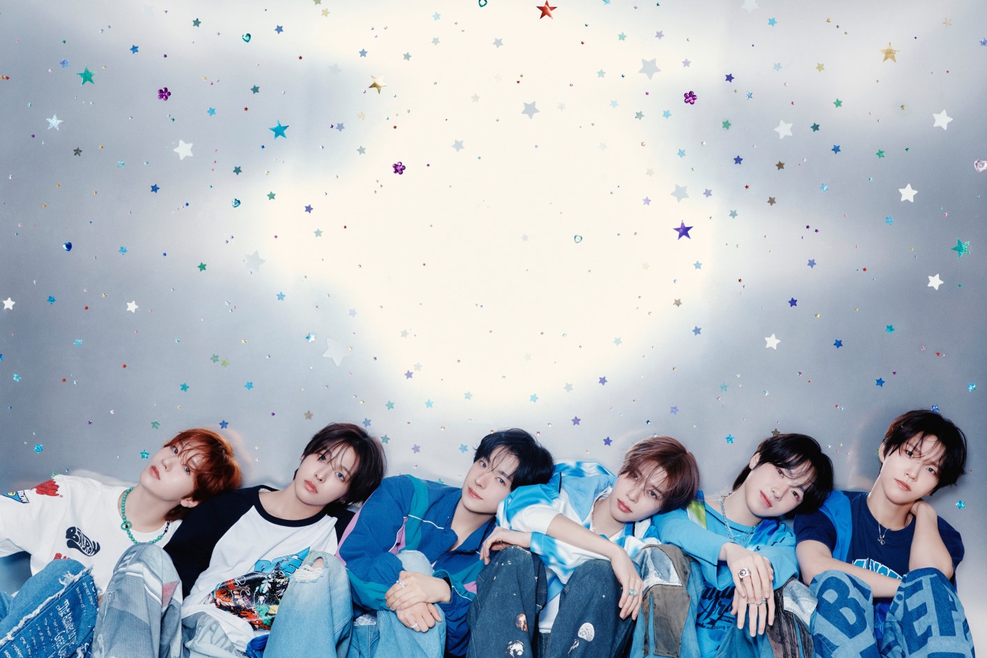NCT WISH Community Post - 배경화면 각이잖아...