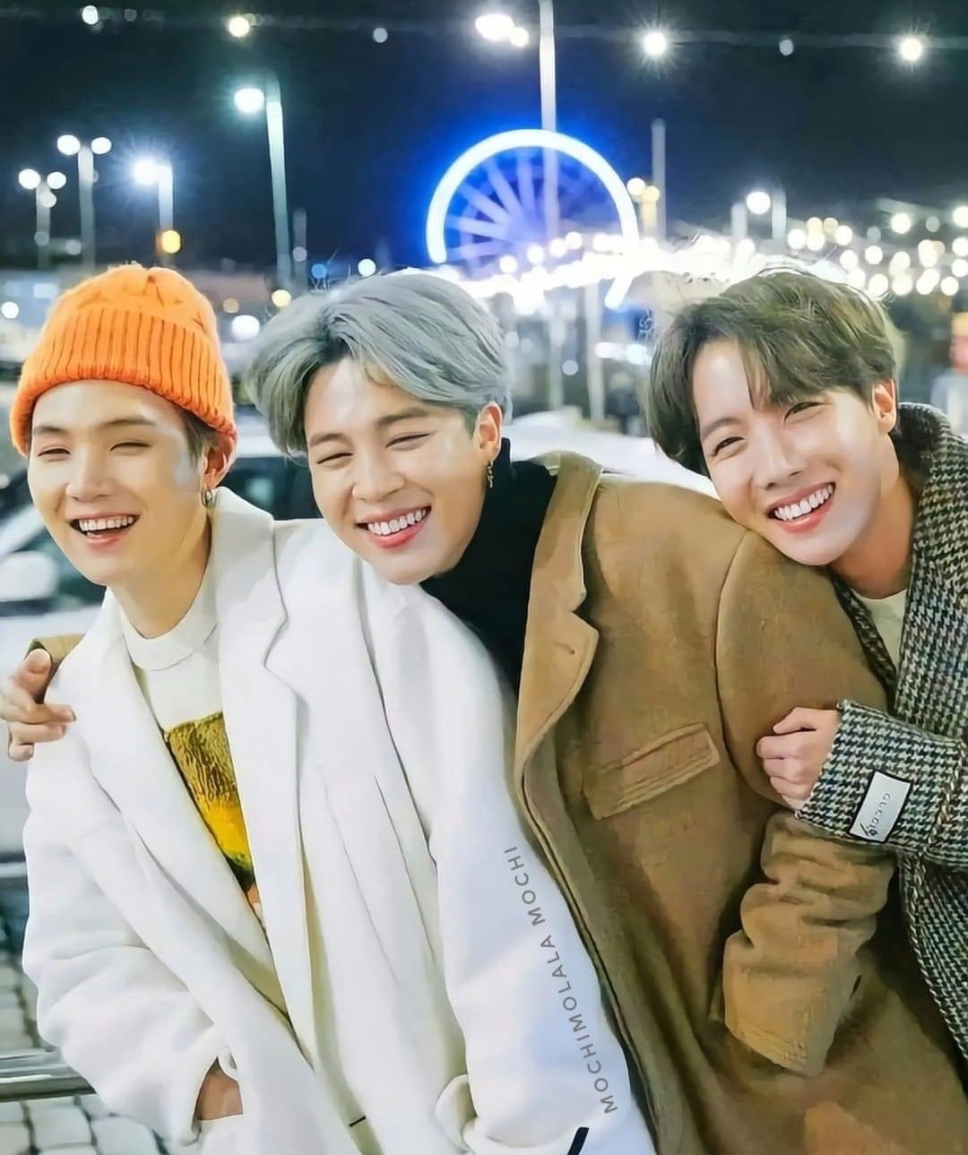 BTS Community Post - Suga, I miss seeing you guys together so much. Come back to us 🥺💜 Te amo. # ...