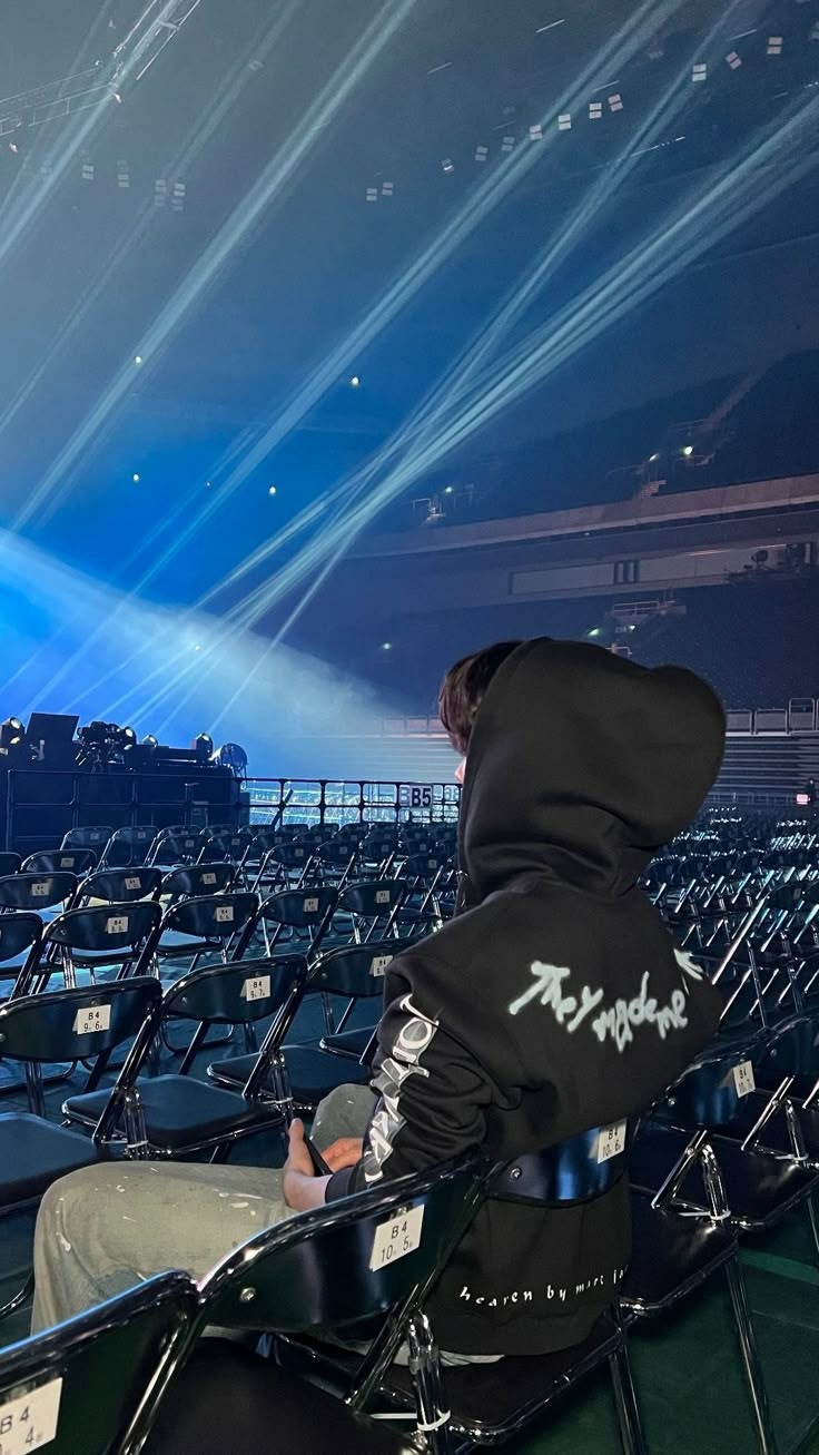 ENHYPEN Community Post - 4 days left for en-chella ~ ayooooooo 🔥