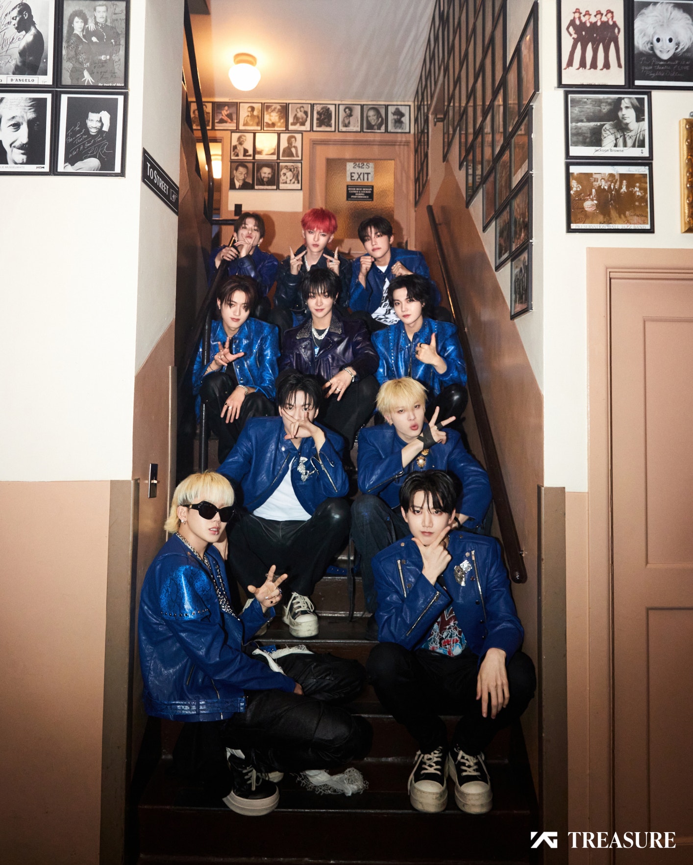 Weverse TREASURE Image - 250410 TREASURE 2025 FIRST US TOUR [SPECIAL MOMENT] IN OAKLAND 💎