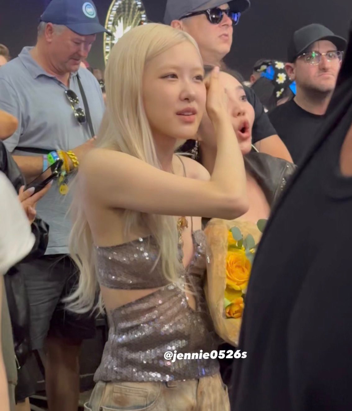 BLACKPINK Community Post - so pretty 😍