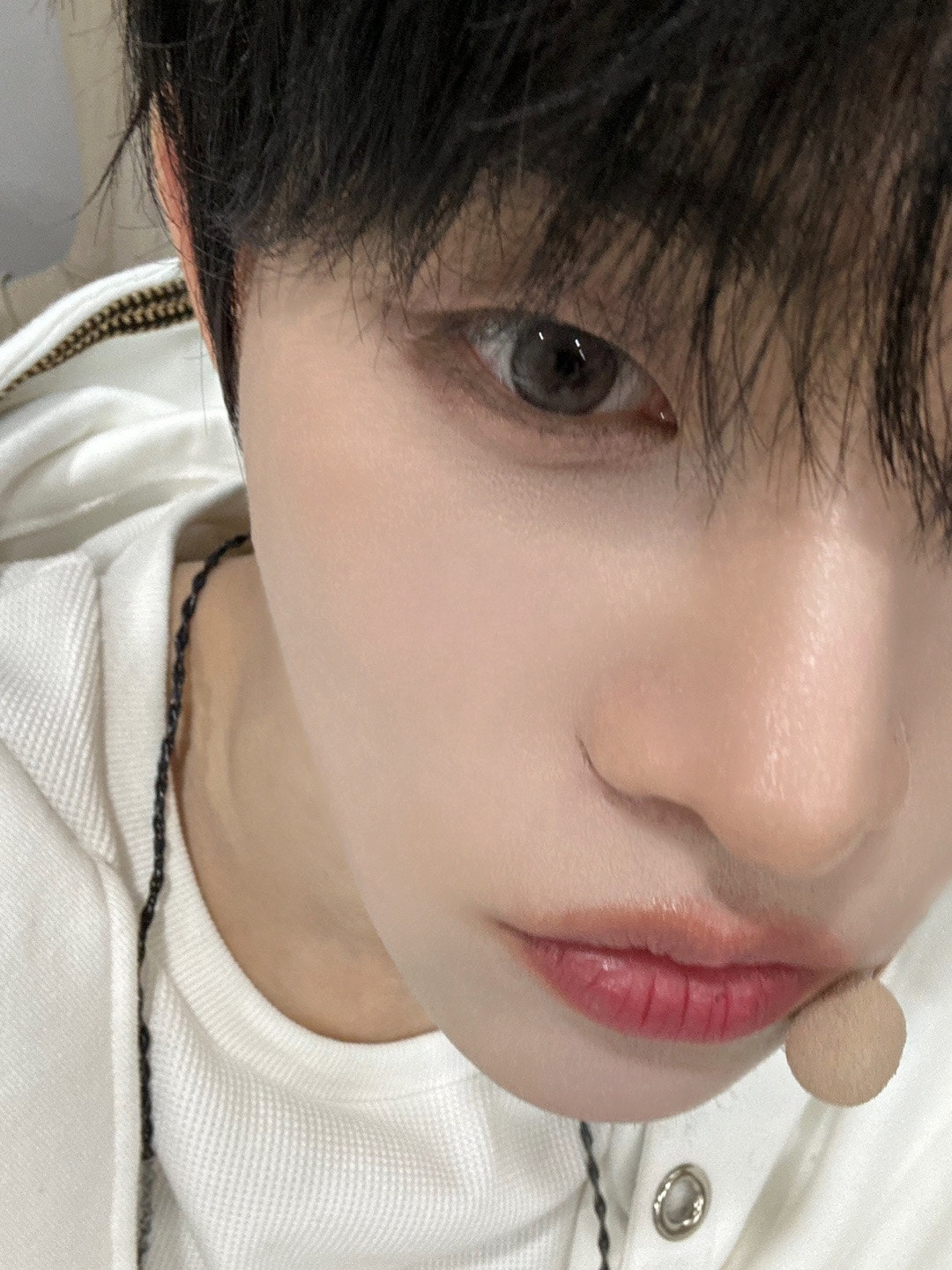 CLOSE YOUR EYES Community Post - 안뇽 - JEON MINWOOK