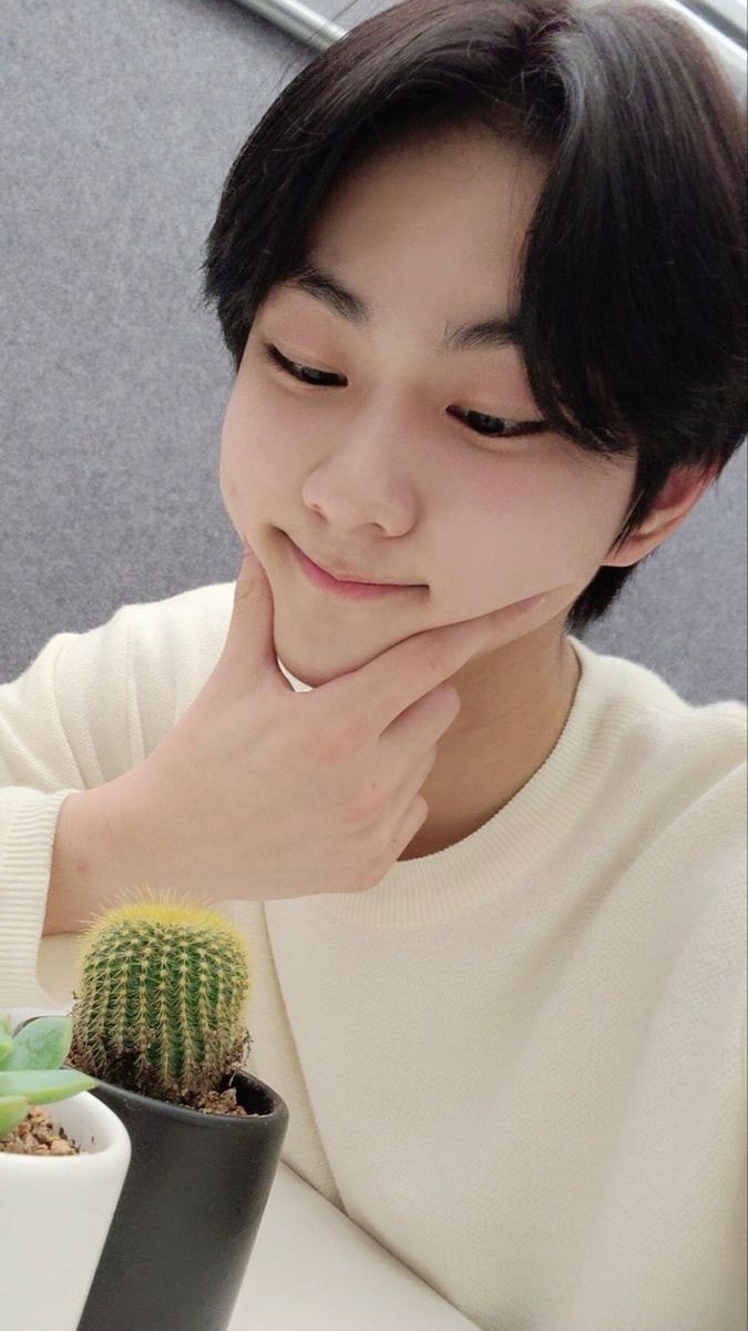 ENHYPEN Community Post - Nosso eterno injang, podem se passar anos mas ...