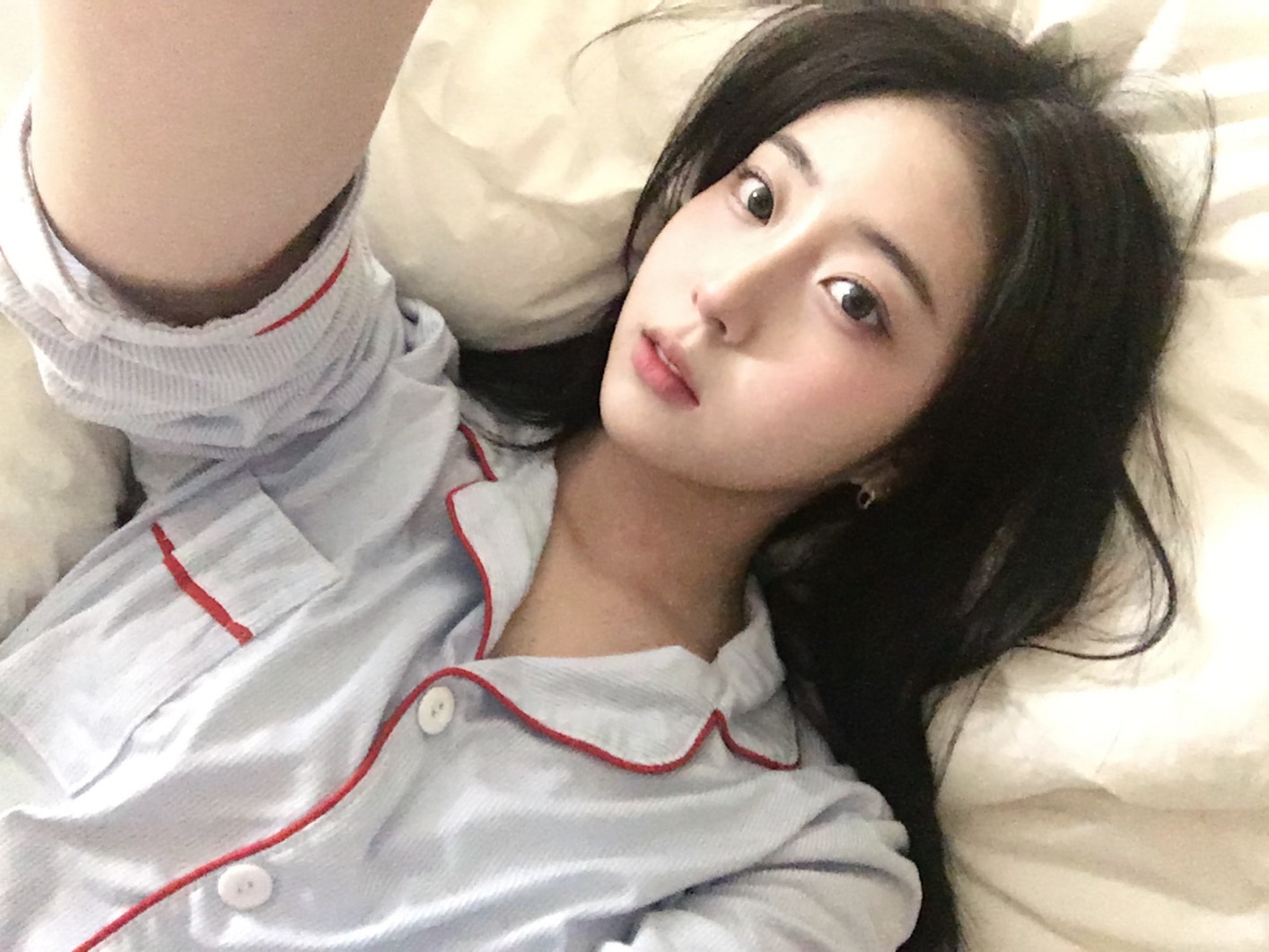 VVUP Community Post - 🌀🌀 - JIYOON