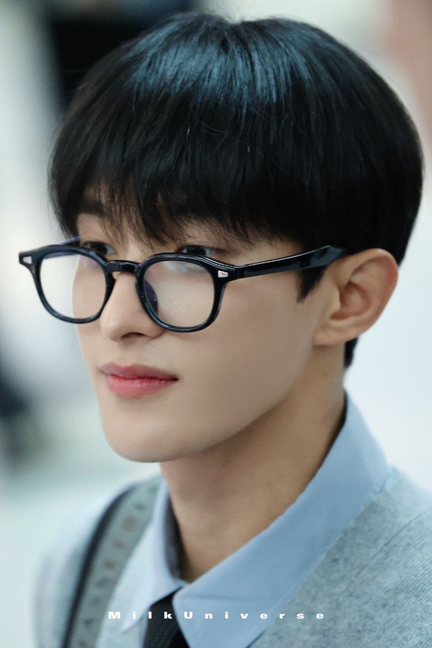 SEVENTEEN Community Post - SEVENTEEN arriving at ICN Airport bound to ...