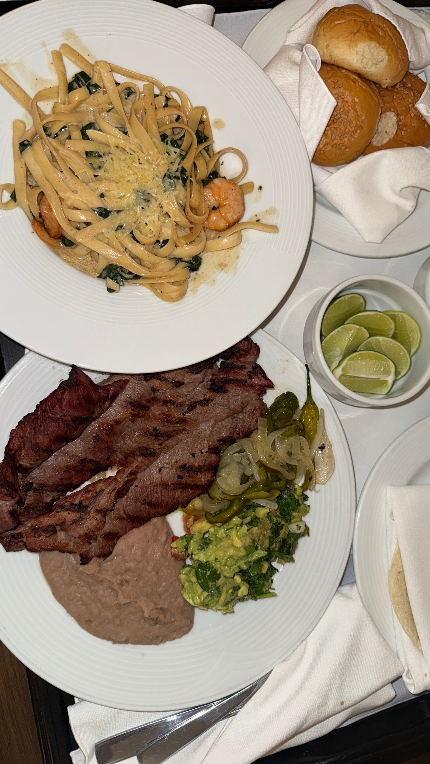 JUSTB Community Post - 잘 먹겠습니다!🌼 - Bain