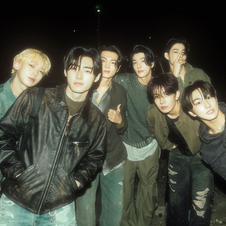 ENHYPEN Community Post - I want to play a game with you guys? Is that ...