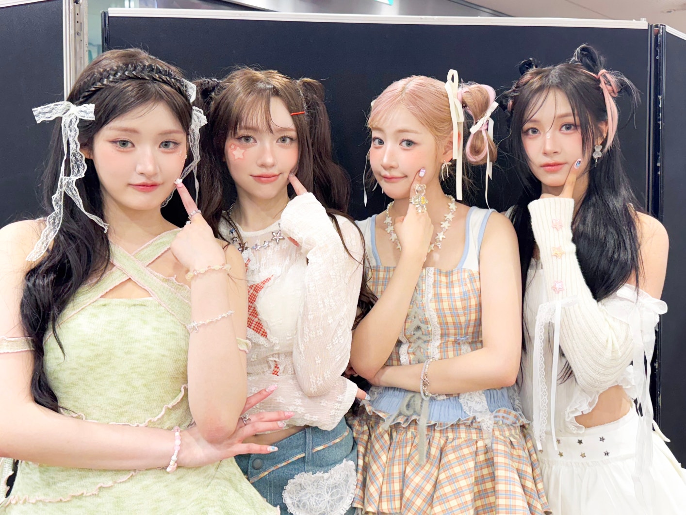 Weverse FIFTY FIFTY Image - [📸] 250501 Mnet #엠카운트다운 완료 🌟