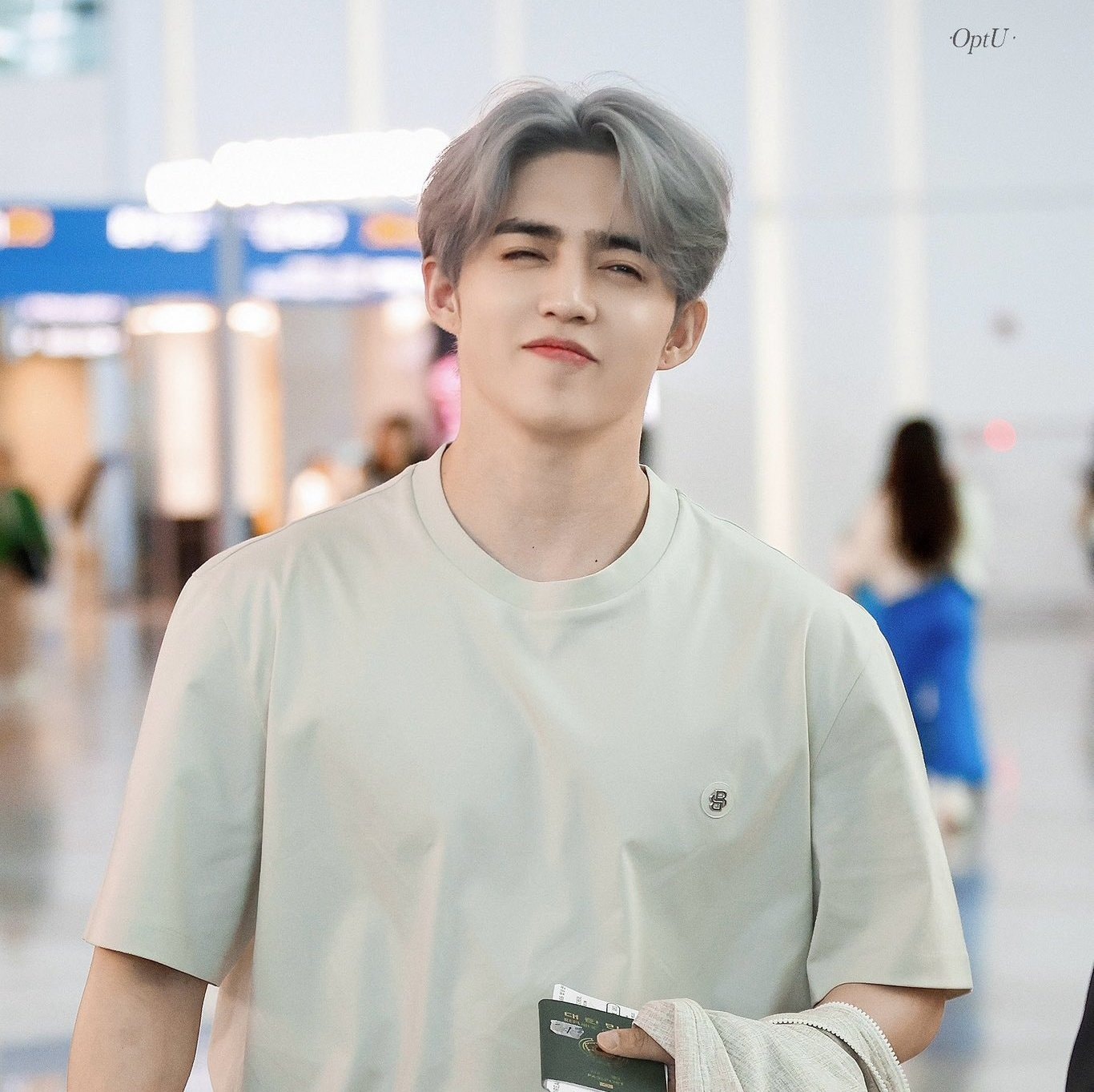 SEVENTEEN Community Post - The BOSS that you are! Have a safe flight, my love ! Seung Cheollie ...