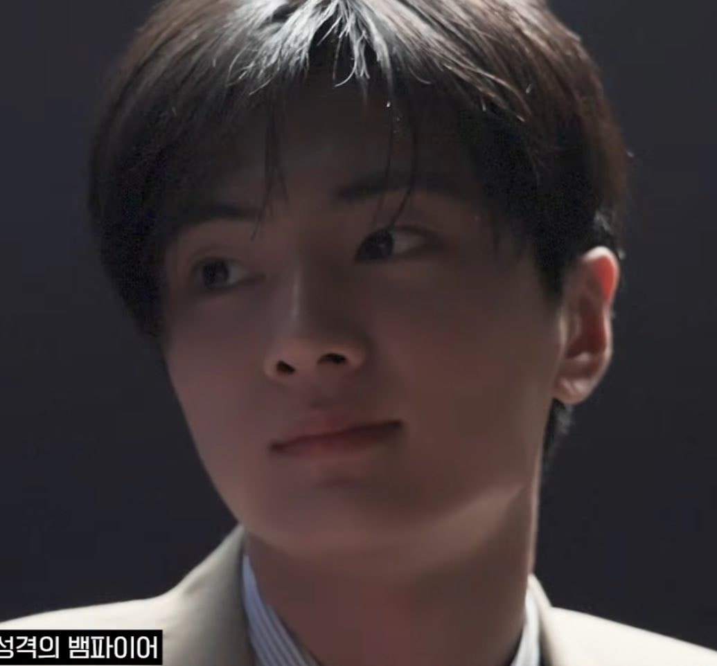 ENHYPEN Community Post - OMAYGATTT MY SHYLAAA is this bread? why so ...