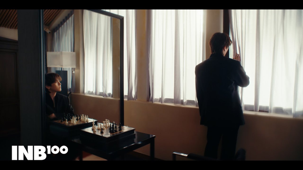 Multimedia de BAEKHYUN de Weverse - 백현 (BAEKHYUN) 'Essence of Reverie - The 5th Mini Album ...