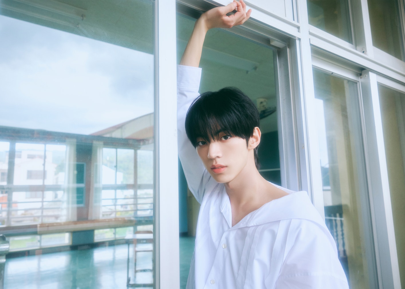 Weverse TWS Image - TWS JAPAN 1st Single 「はじめまして」 Official Photo B #DOHOON