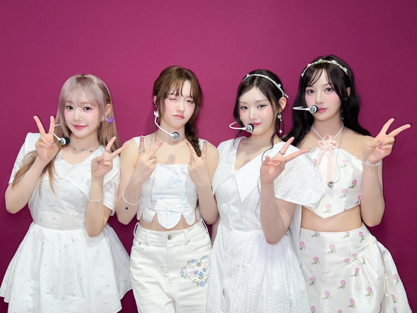 Weverse FIFTY FIFTY Image - [📸] 250517 #음악중심 완료 🎧💞⭐️