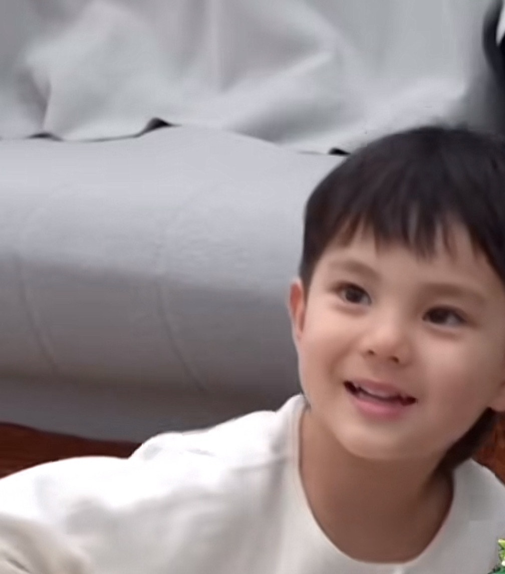 SEVENTEEN Community Post - hey mingyu! are you aware of your mini you ...