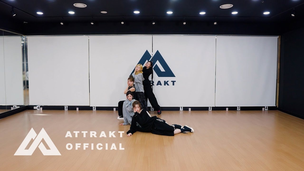 Weverse FIFTY FIFTY Media - FIFTY FIFTY (피프티피프티) 'Midnight Special ...