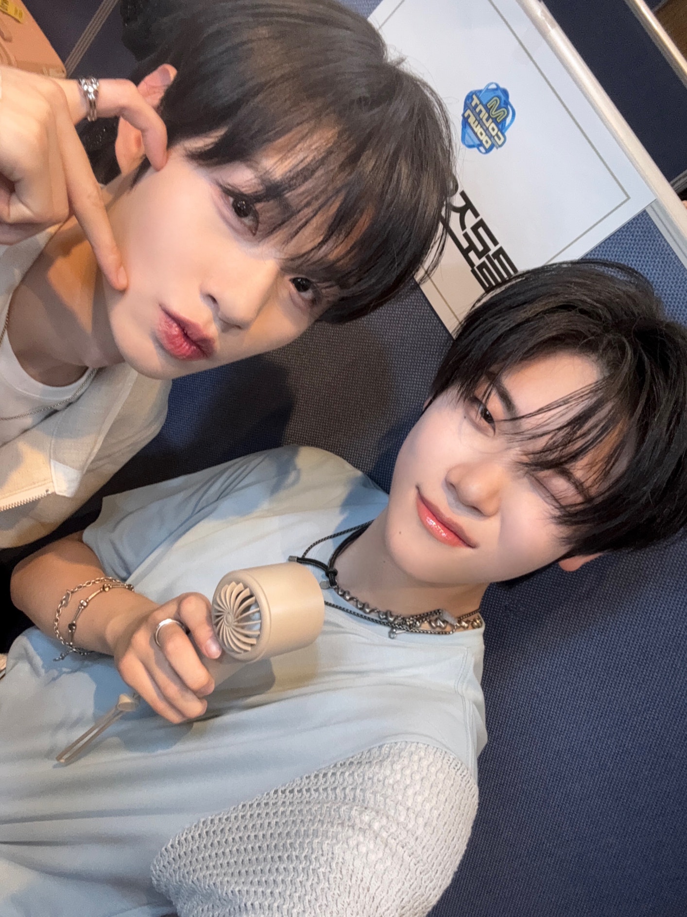 CLOSE YOUR EYES Community Post - 05즈 사진 입니다. - JANG YEOJUN