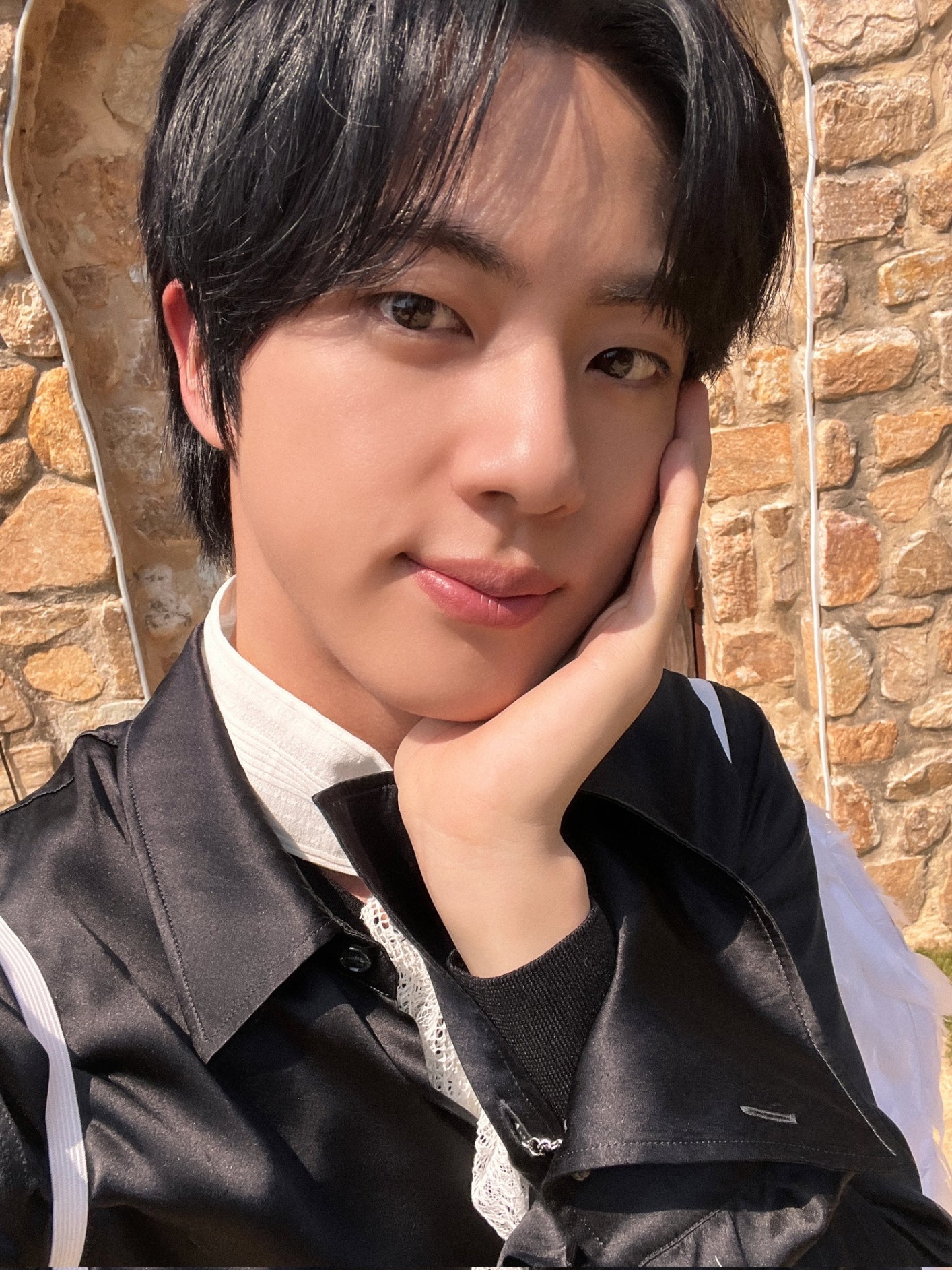 BTS Community Post - Atualização da conta do BTS no twitter 👤 BANGTAN ...