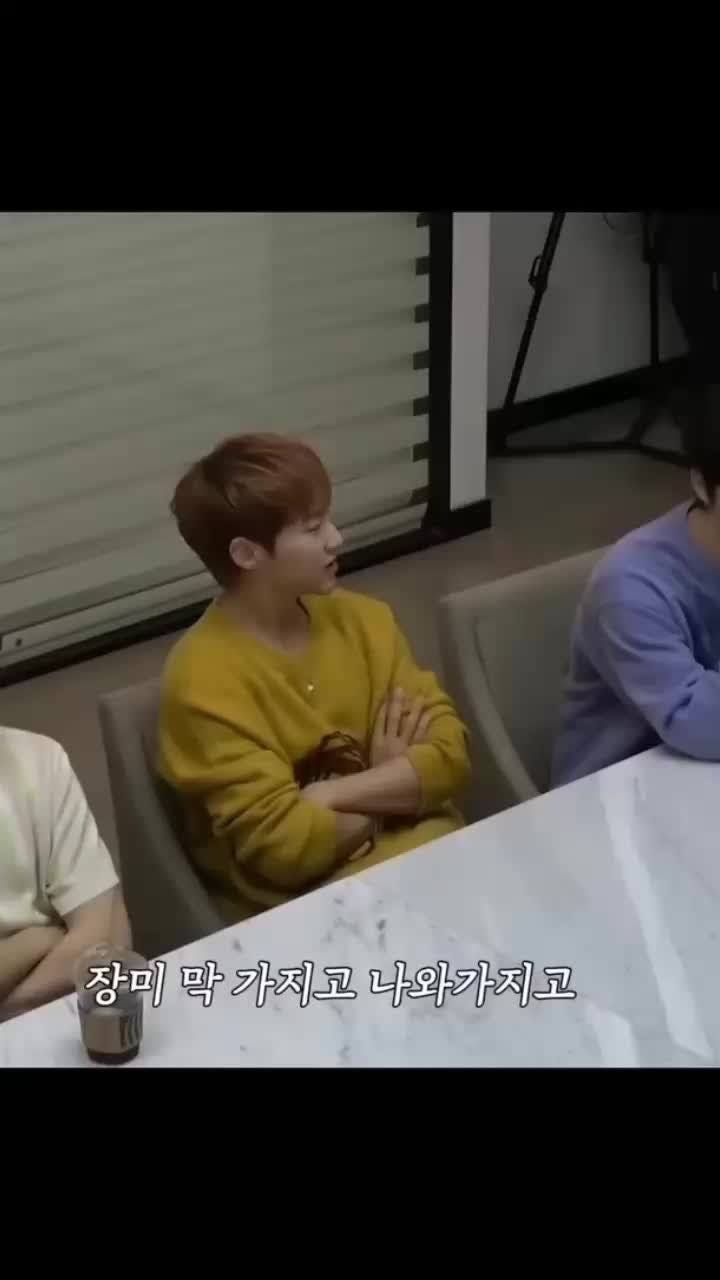 SEVENTEEN Community Post