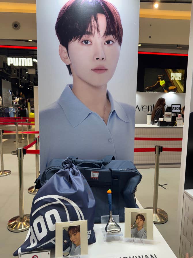 SEVENTEEN Community Post - went to sg’s svt artist made collection pop ...