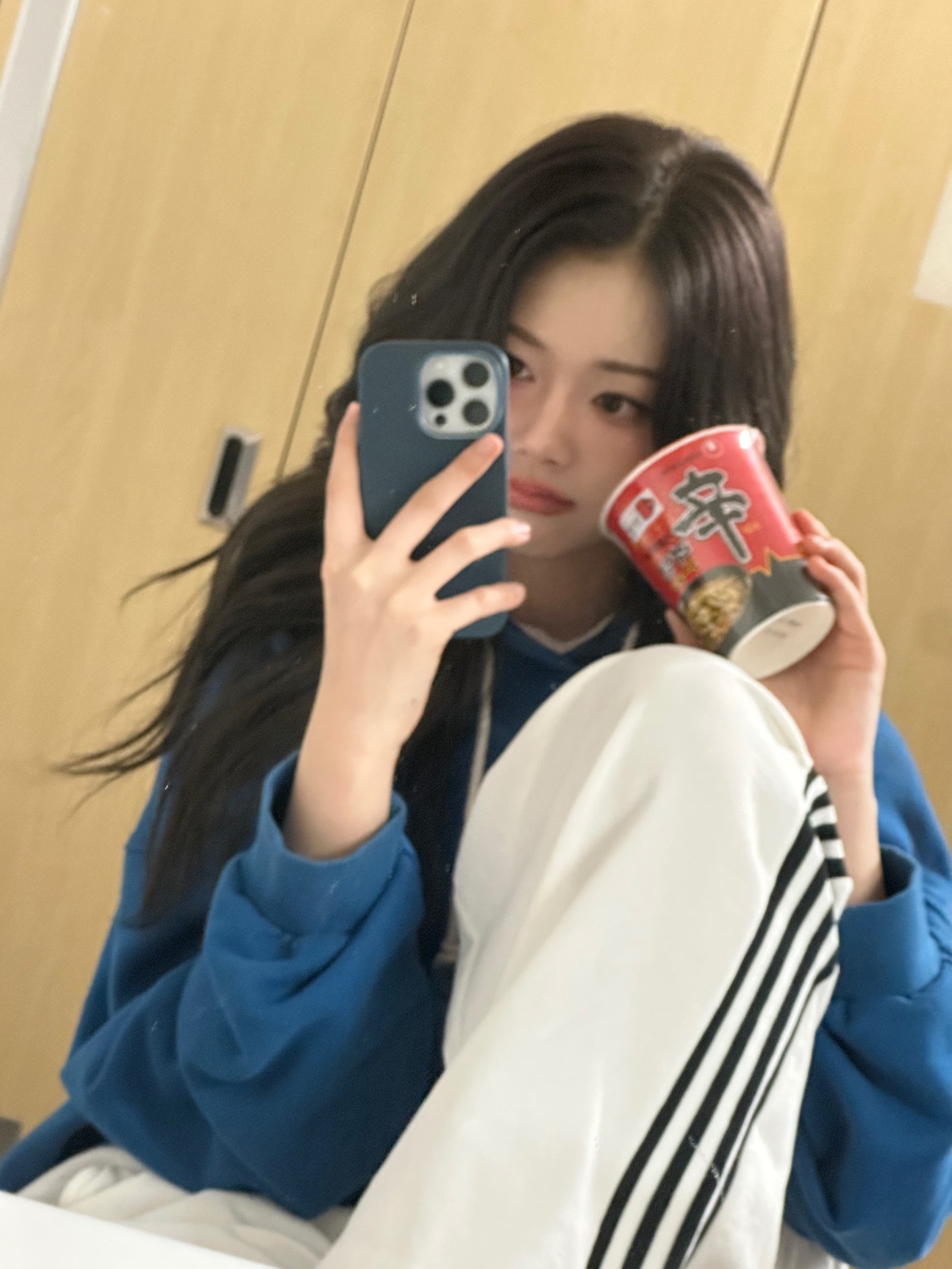 CLASS:y Community Post - 다들 신라면 하세요~🍜 ((광고 아님!!!!! 😳🫶🏻🫠 - JIMIN