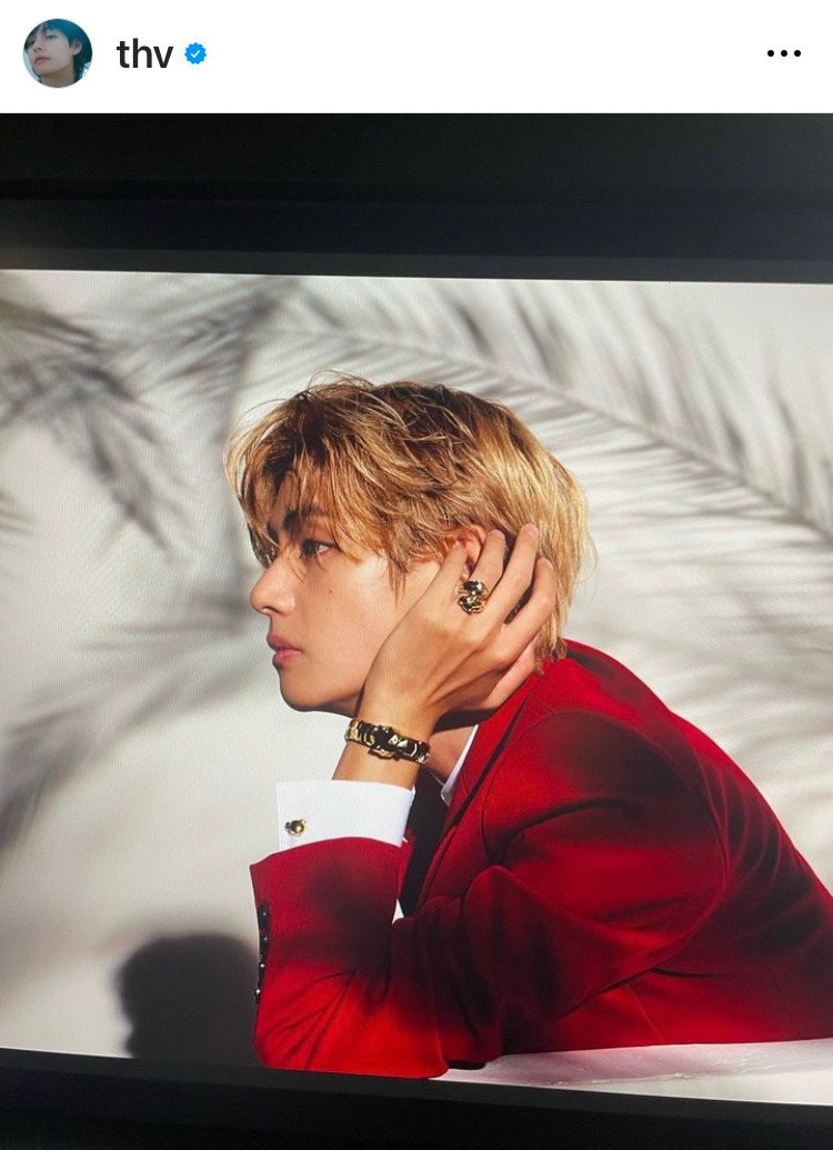 BTS Community Post - #Dear_V_from_ARMY #to_v 今日もあなたがGood Dayでありますように💜