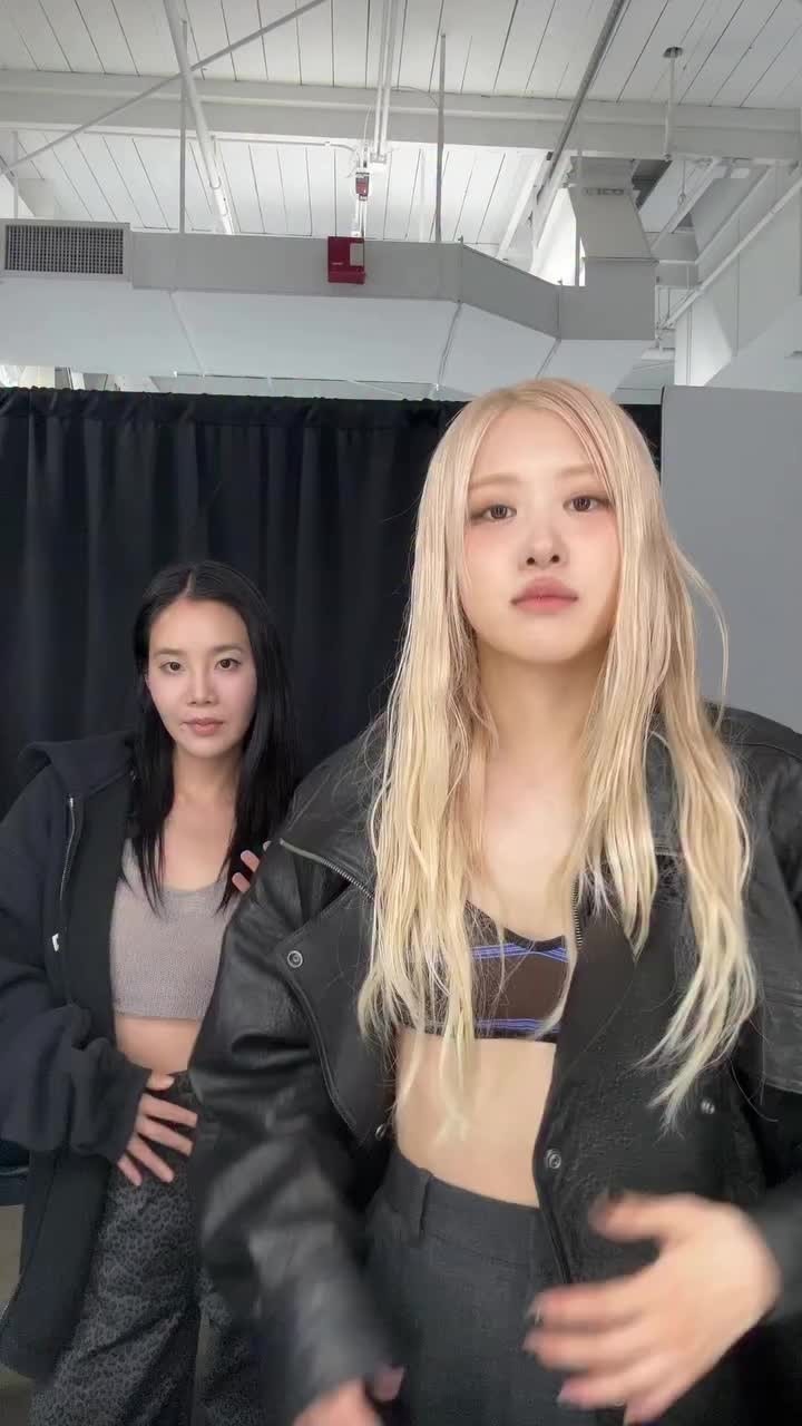 BLACKPINK Community Post