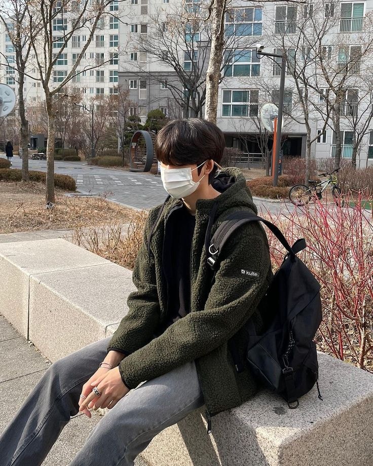 BLACKPINK Community Post - Are you busy??#Geaun