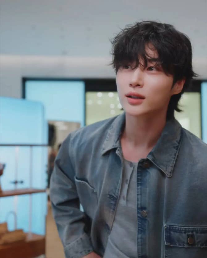 BYEON WOO SEOK Community Post - All I see is Byeon Woo-seok, no matter ...