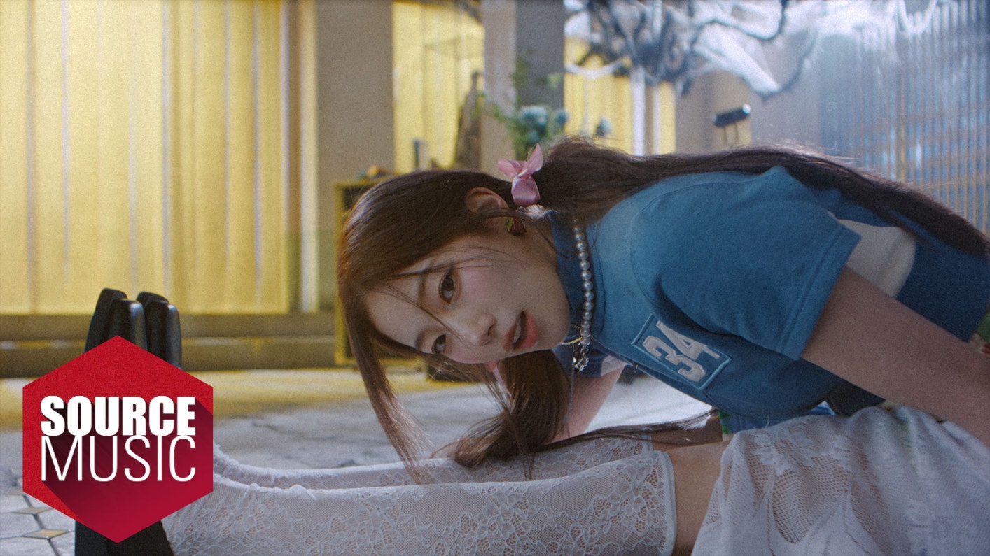 Weverse LE SSERAFIM Media - LE SSERAFIM (르세라핌) 'DIFFERENT' OFFICIAL MV