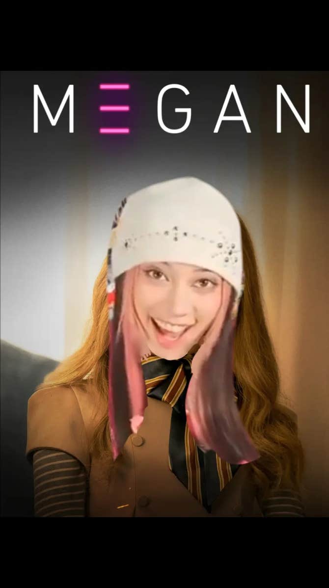 KATSEYE Community Post - megan core