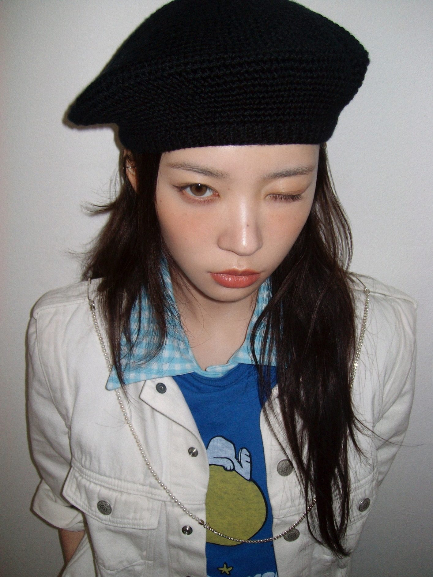 ILLIT Community Post - わーーモカﾁｬﾝ可愛すぎる...😭😭💖 レトロな感じがあって好き!!☕️ .*˚ そしてみんなGLITTER DAYお疲れ様😻😻 ゆっくり休んでね ...