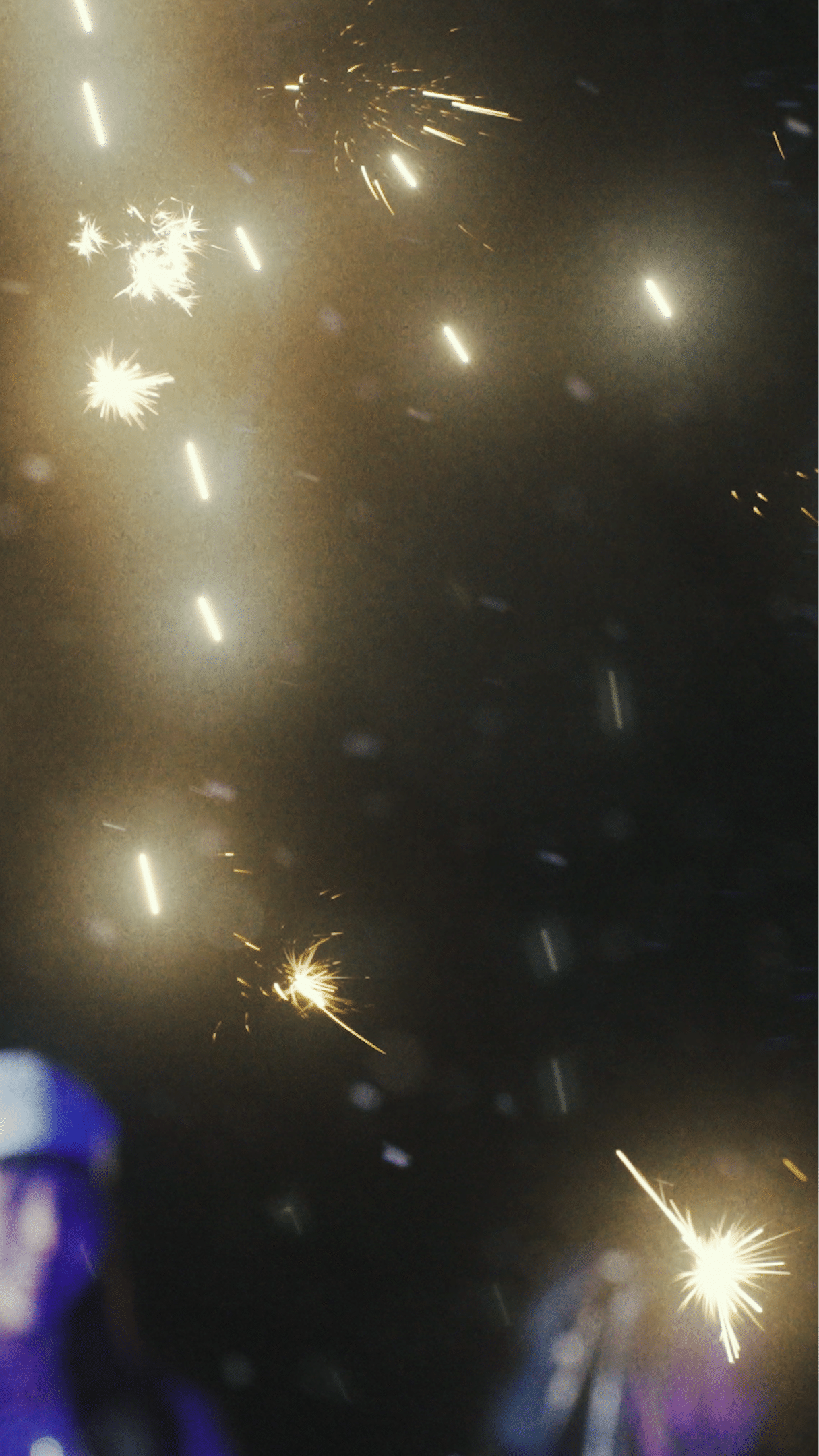 Weverse ILLIT Media - #ILLIT ‘bomb’ Concept Film (STAR BOMB Ver.) 1