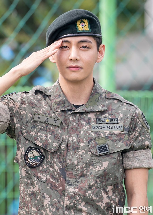 BTS Community Post - #Dear_V_from_ARMY 태형아 첨에 의젓하게 인삿말 시작해서 멋지기도 했지만 아주 ...