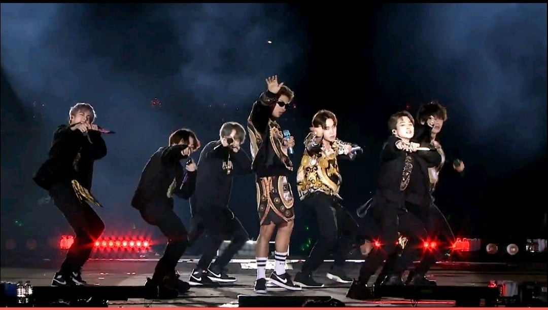 BTS Community Post - The Magic Shop in Busan was truly a magical shop ...