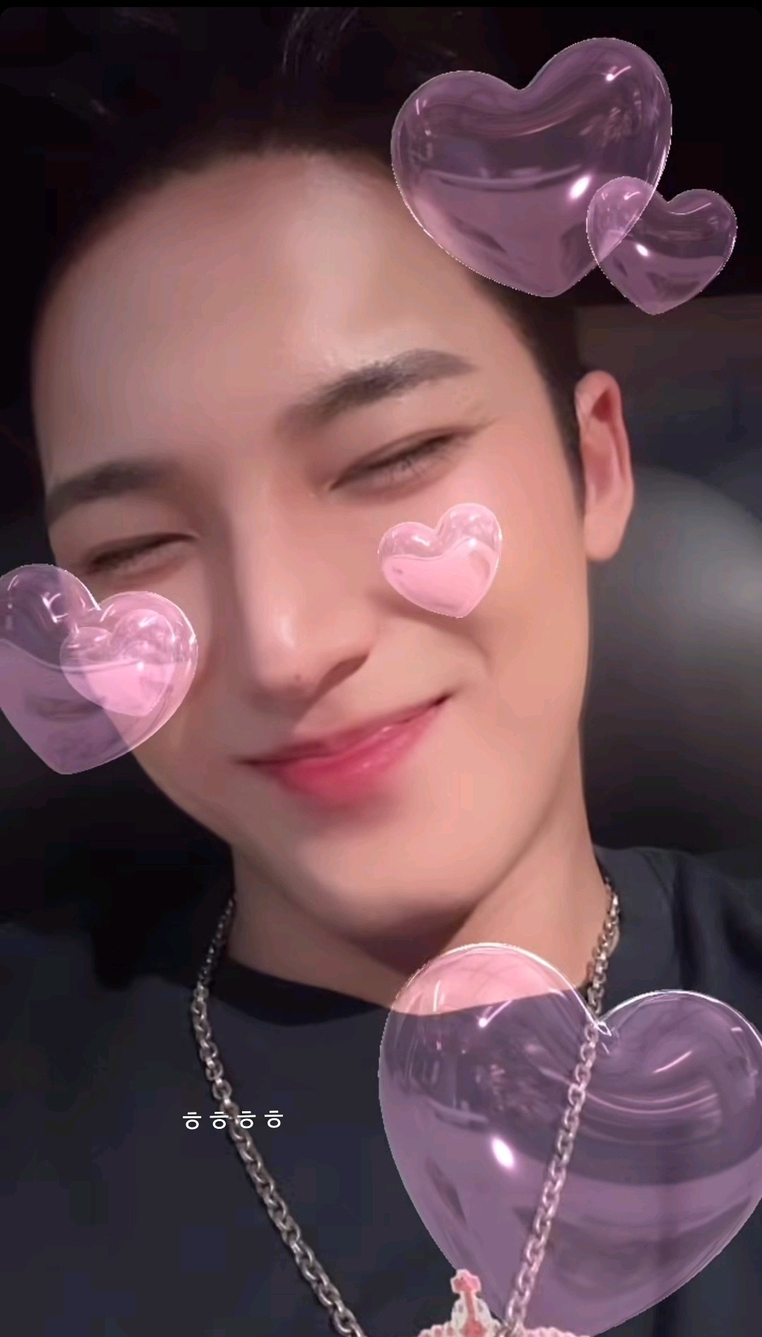 SEVENTEEN Community Post - Kim Mingyu is so cute, what is he eating?