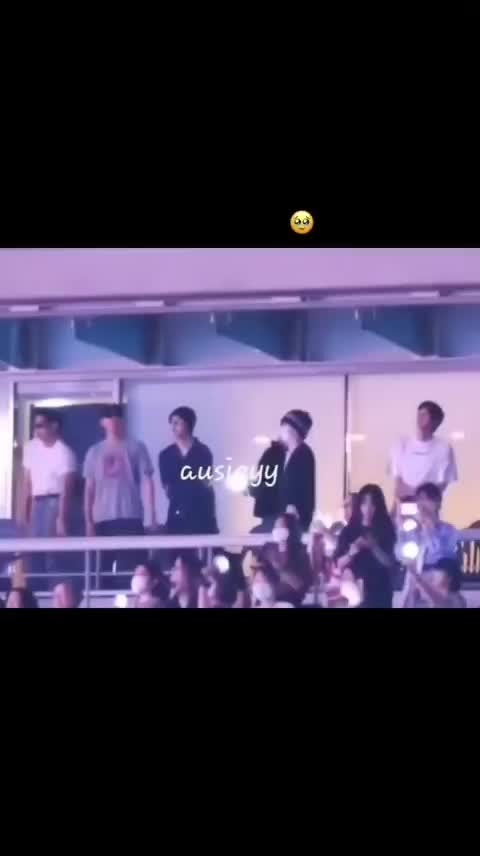 BTS Community Post - BTS together 🥹💜