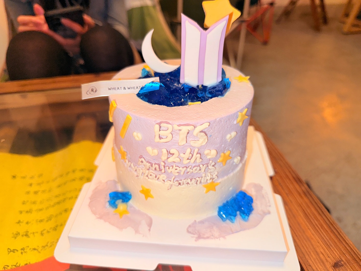 BTS Community Post - bts and army forever! “나는 할 수 없어, 처음으로 토할 정도로 흥분을 느꼈어. 과장이 아니라, 마음속의 행복과 ...