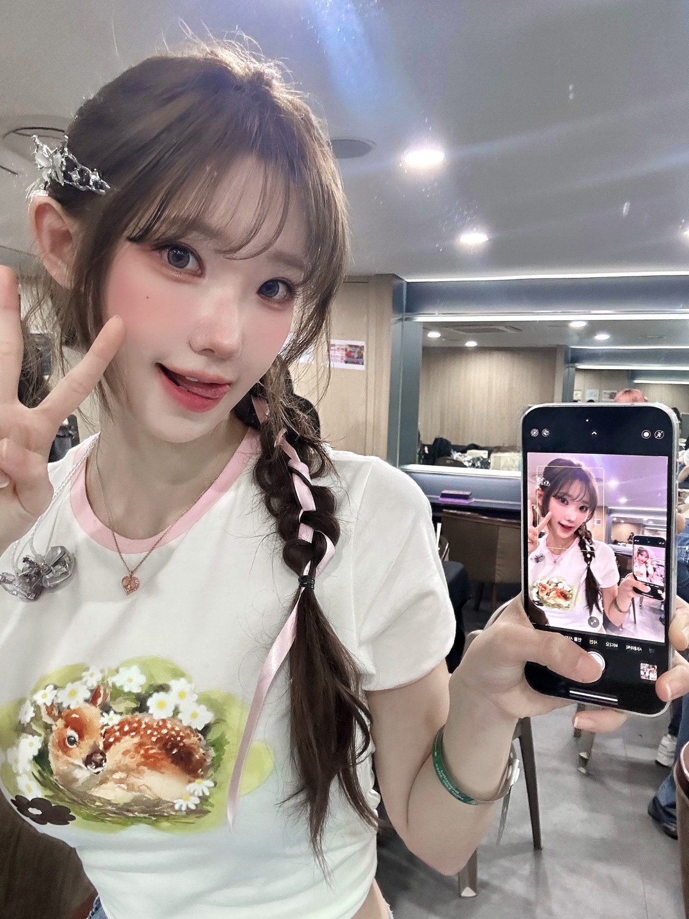 QWER Community Post - 2025뷰티풀 민트 라이프! 뷰민라의 15살을 축하하기 위해서 특별한 인트로와 디데이를 준비해왔어요! 노래가 나온지 얼마 안되었는데 ...