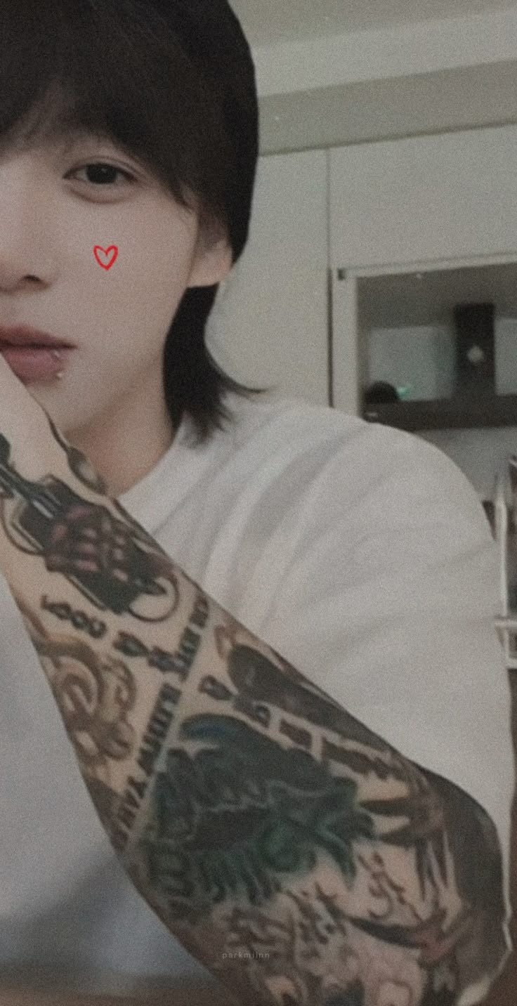 BTS Community Post - hermoso Jungkook no te sientas mal por lo malo que ...